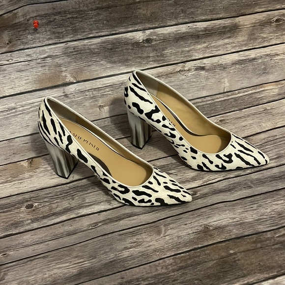 Donald J. Pliner | Shoes | Brand New Donald Pilner Heels Size 85 | Poshmark
